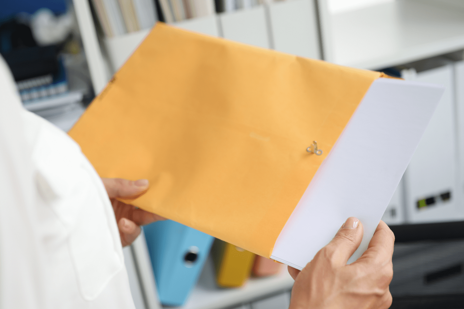 How to Legally Serve Divorce Papers: A Complete Guide | Firefly Legal