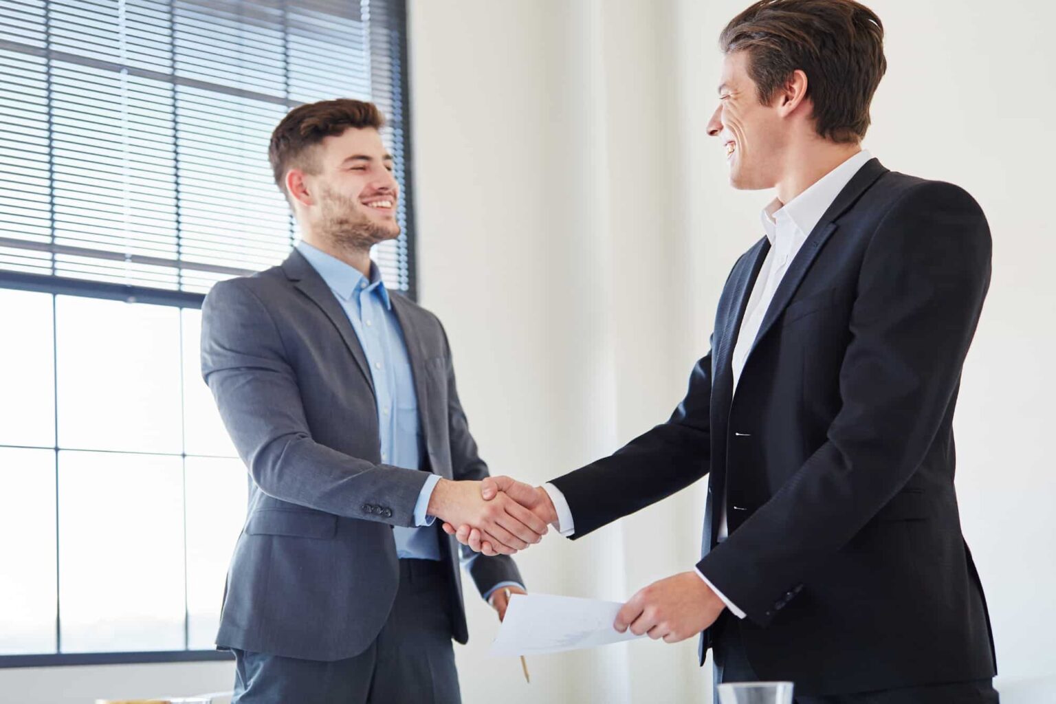 Does a Process Server Have to Identify Themselves?